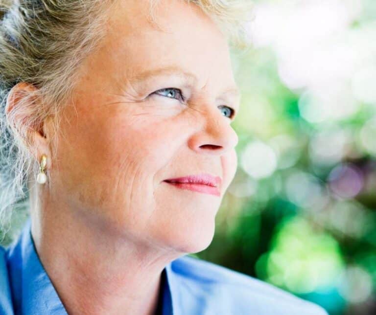 12 Poignant Bible Verses about Widows - Pray With Confidence